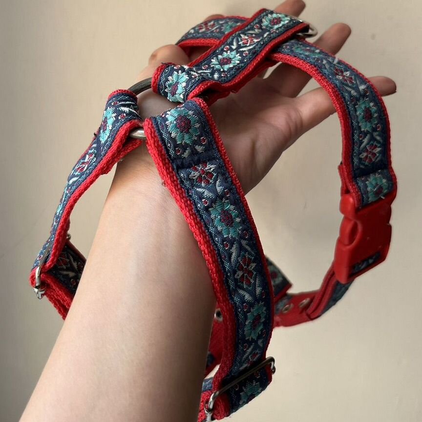 Шлейка анатомическая для собаки