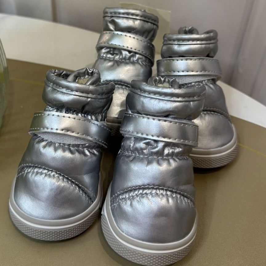 Обувь для собак мелких пород