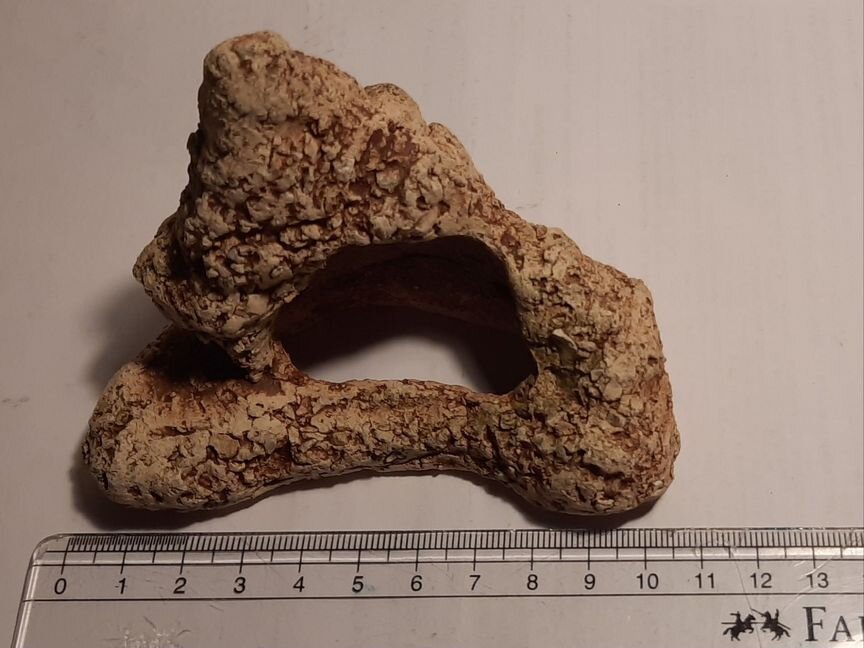 Грот для аквариума