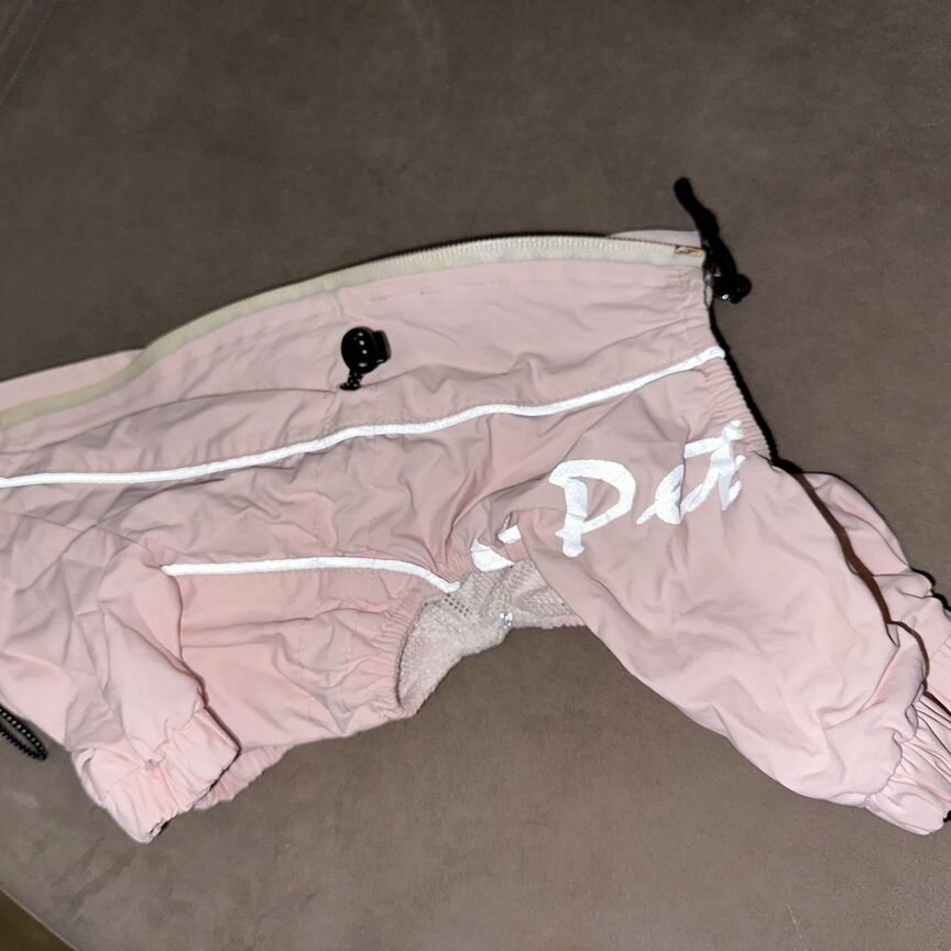 Комбинезон для маленькой собаки