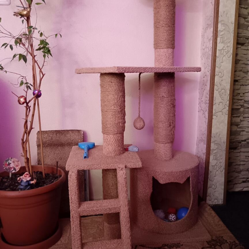 Когтеточка с домиком бу