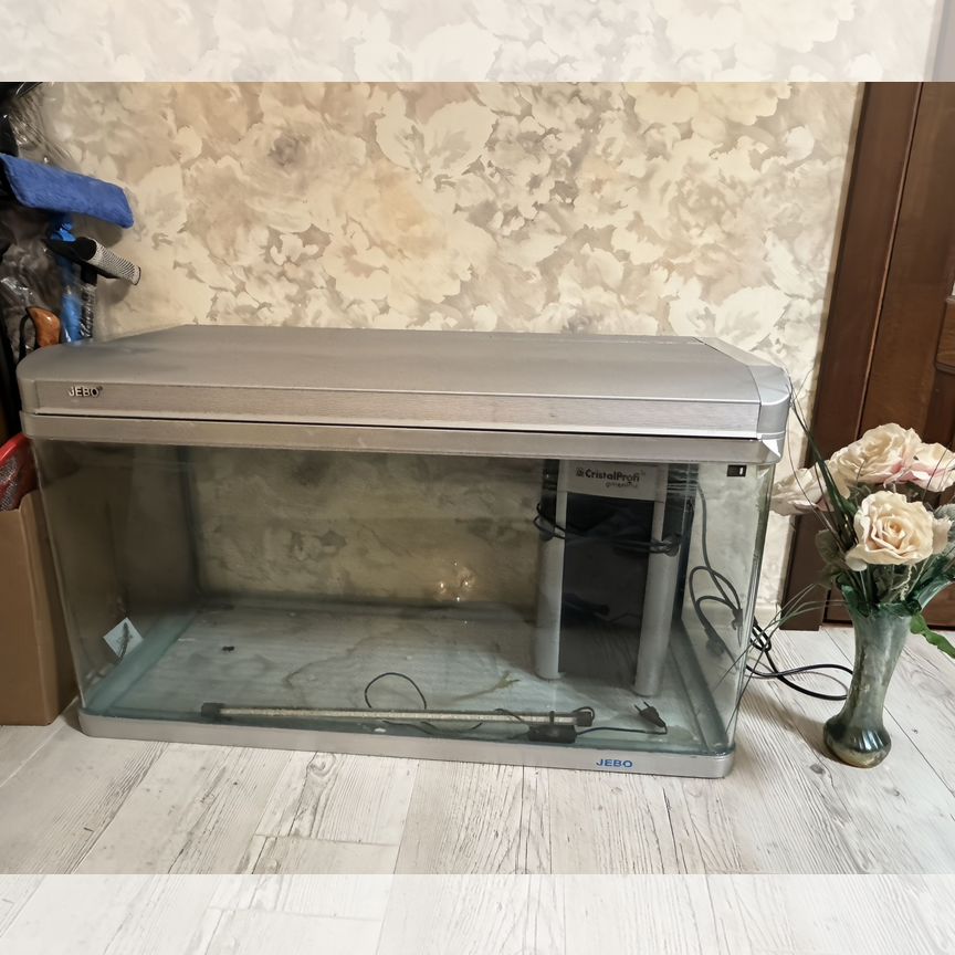 Аквариум с фильтром и украшениями 300 литров