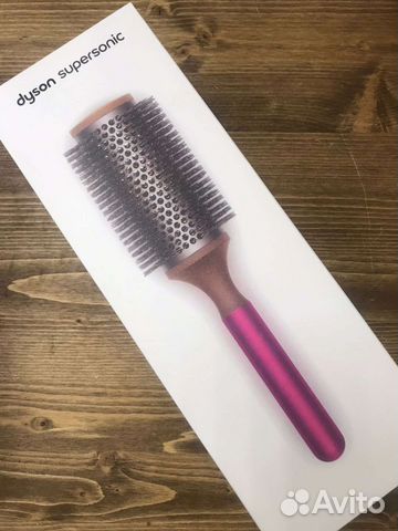 Расческа брашинг Dyson 35mm купить в Москве | Личные вещи | Авито