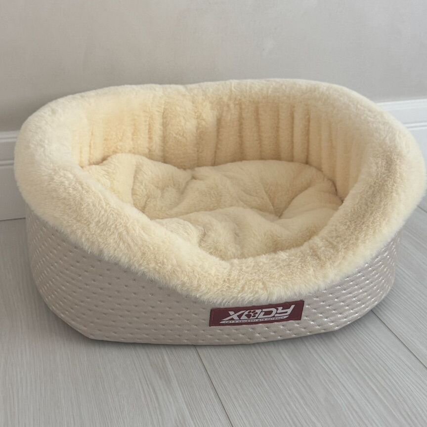 Лежанка для кошек