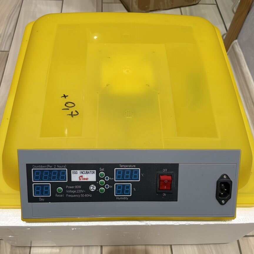 Инкубатор для яиц автоматический бу