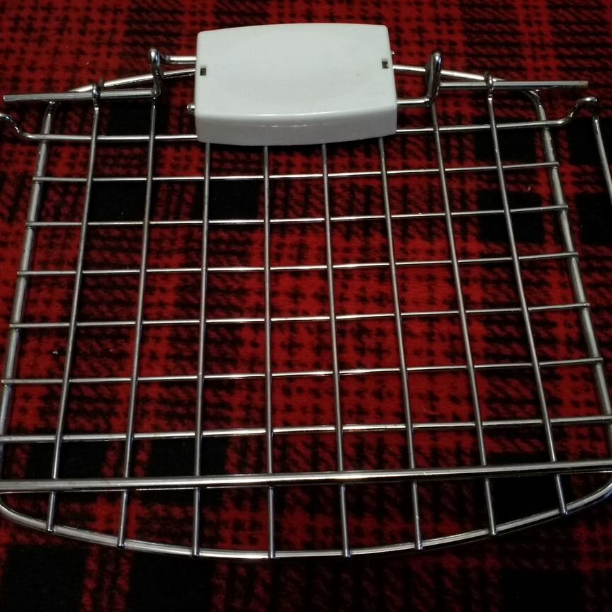 Дверка металлическая к переноске для животных