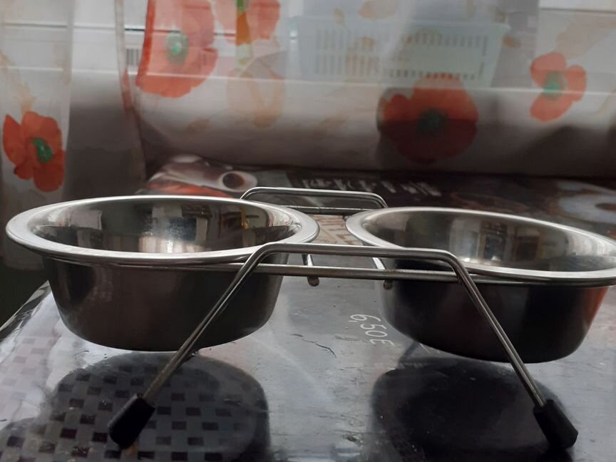 Миски для кошек на подставке