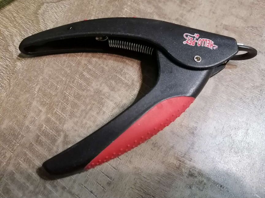 Когтерезка гильотинного типа