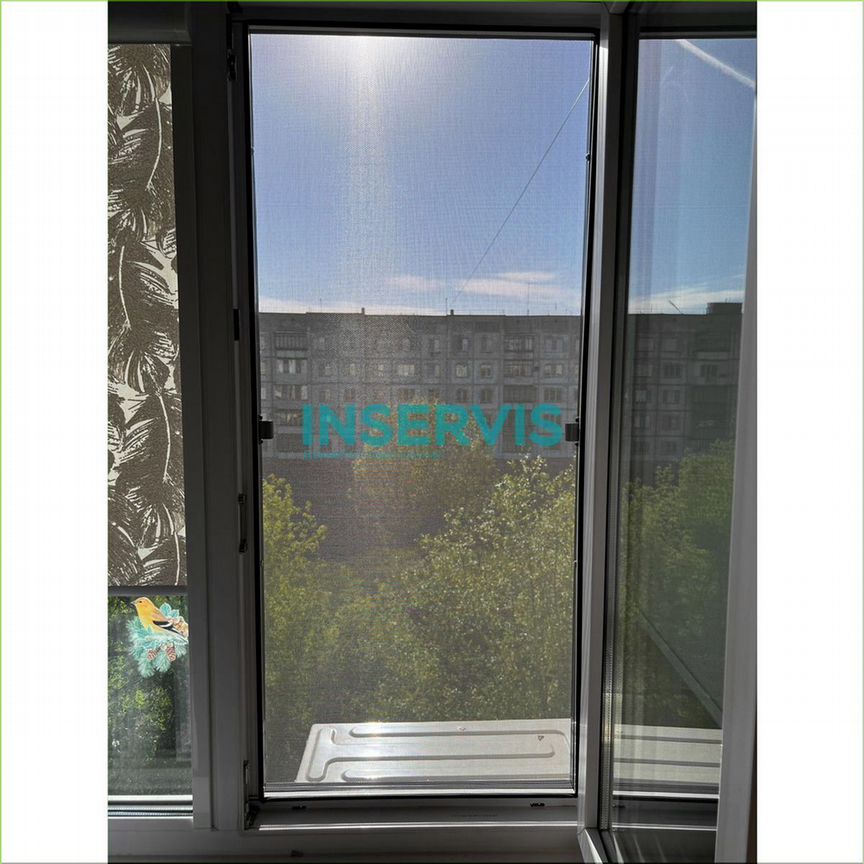 Защитная москитная сетка от выпадения