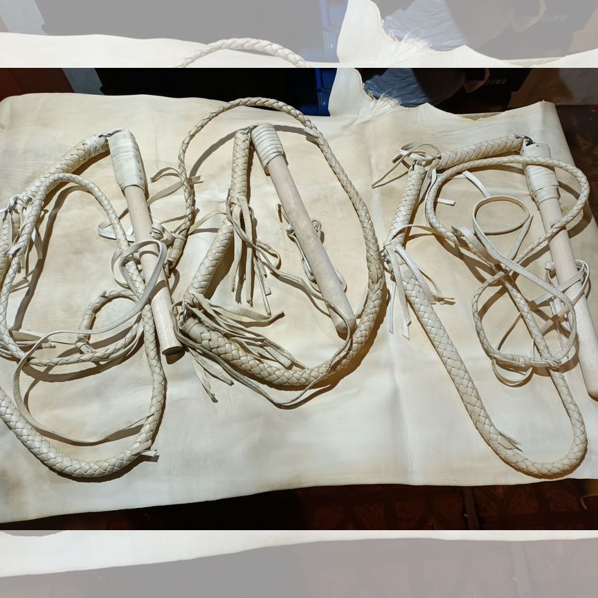 Кнуты для пастухов