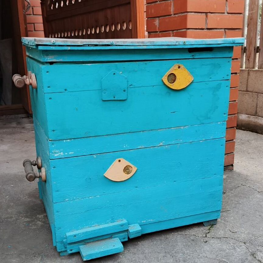 В связи с переездом продаю ульи