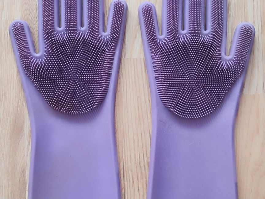 Силиконовые перчатки для мытья животных