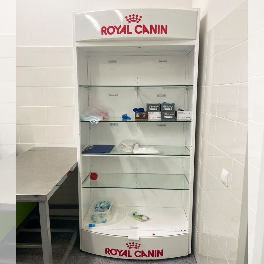 Отдается шкаф Royal Canin, бесплатно