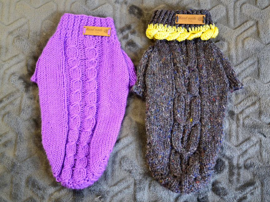 Вязаны свитера для маленьких собак и кошек