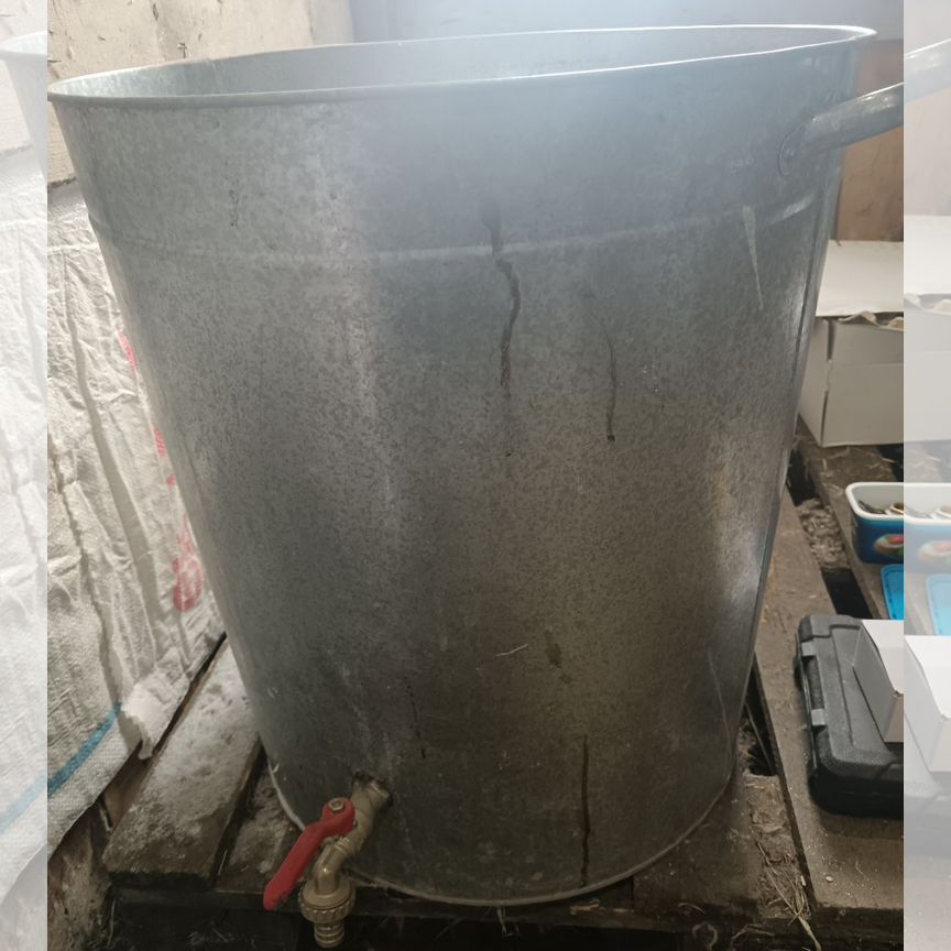 Шпарчан для птицы (бак) 110 литров