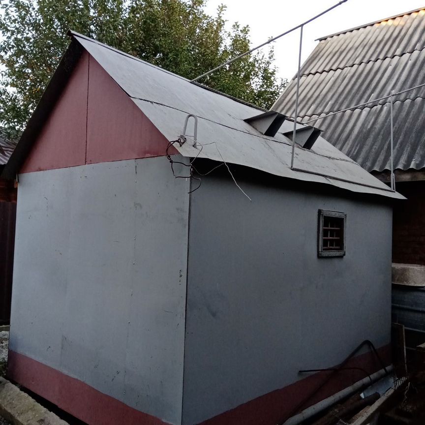 Металлический голубятник