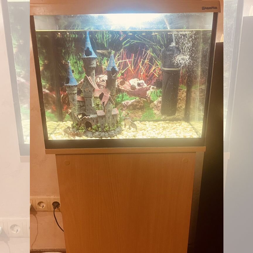 Аквариум с тумбой