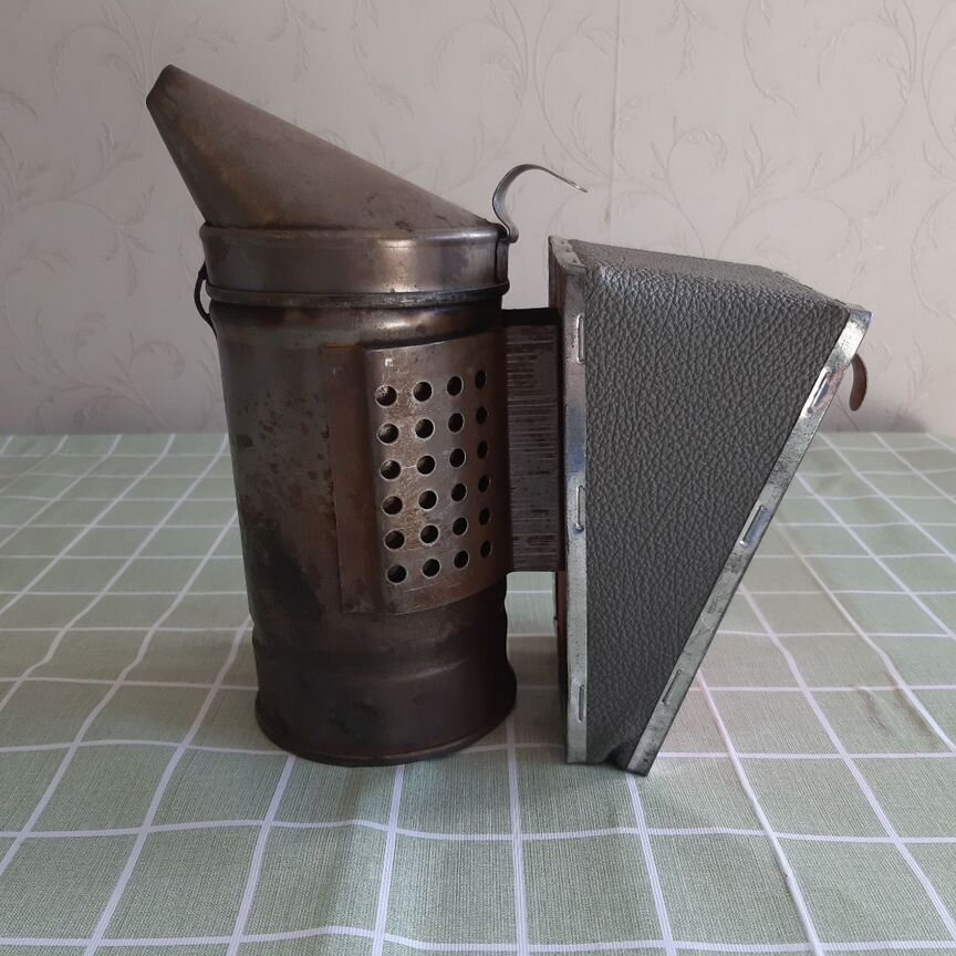 Дымарь для пчёл