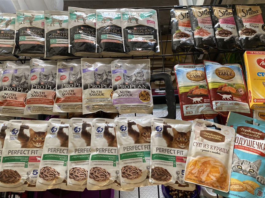 Кошачий корм