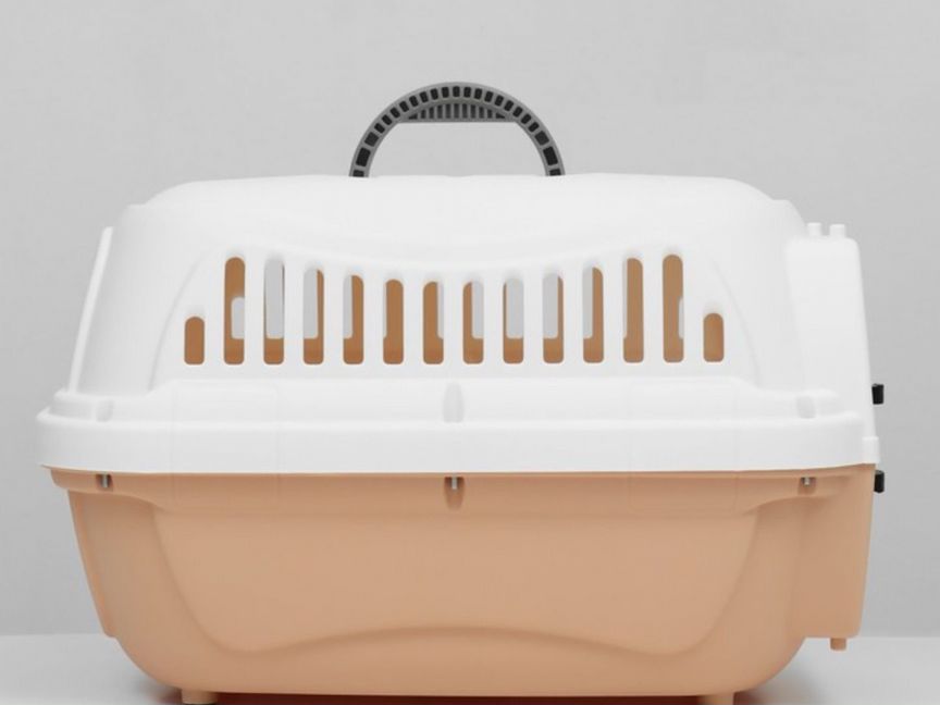 Переноска пластиковая 47х32х30