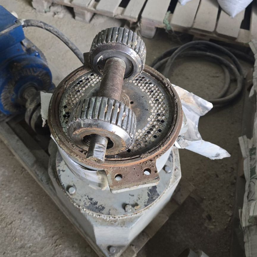 Гранулятор для комбикорма