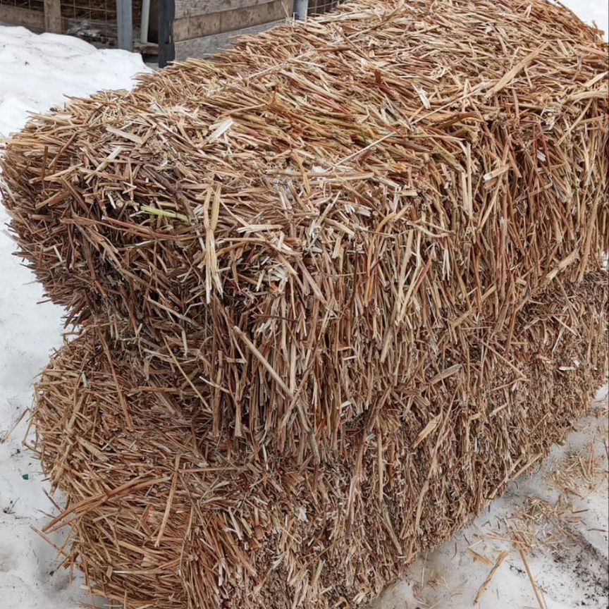 Солома в тюках