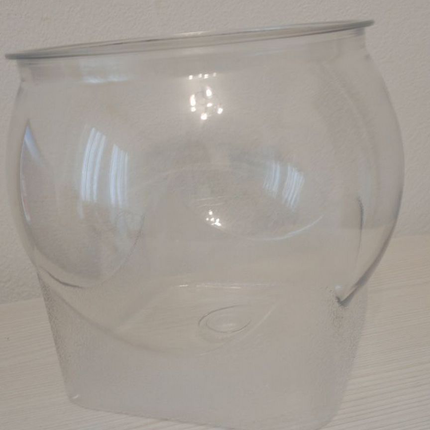 Аквариум пластмассовый маленький