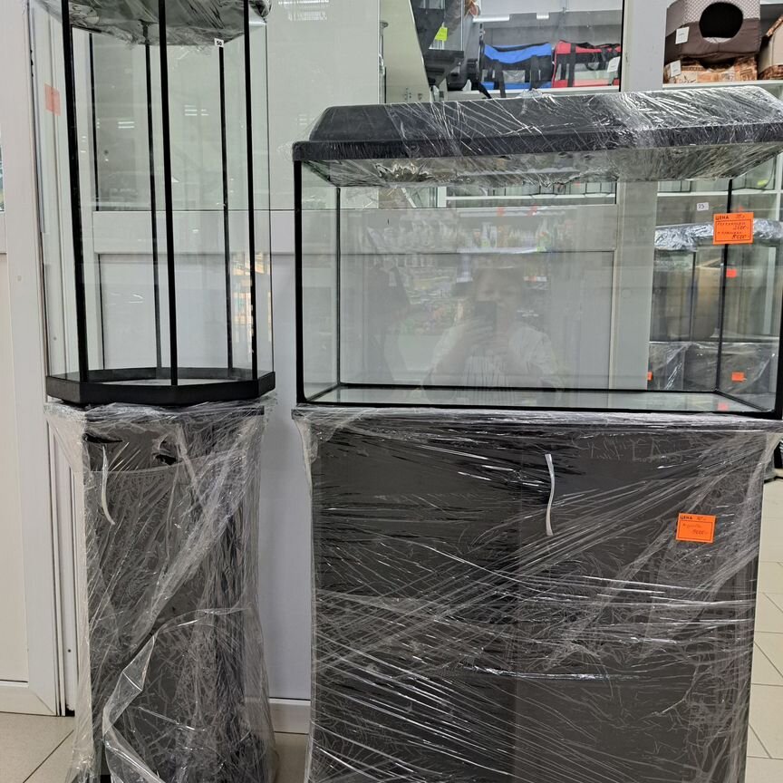 Аквариум с тумбой