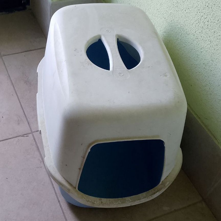Лоток для кота закрытый