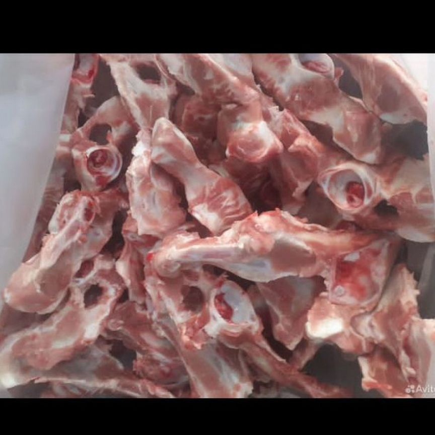 Мясо и кости для собак