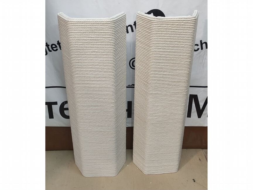 Настенная П-образная когтеточка в хб канате