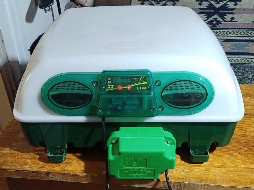 Инкубатор River