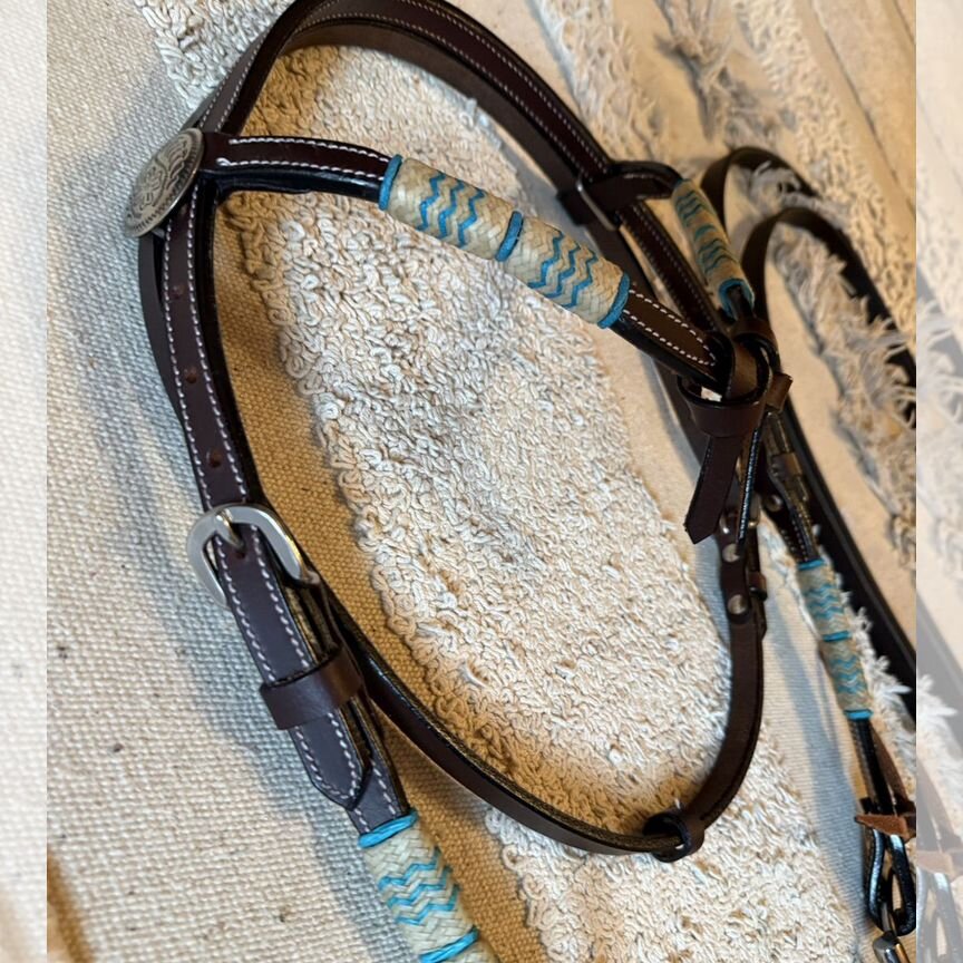 Уздечка с поводом