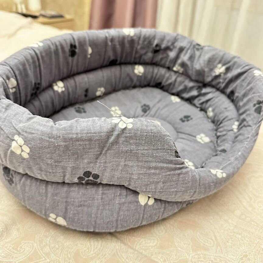 Лежанка для кошек