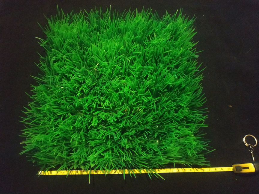 Коврик из искусственной травы. для аквариума или т