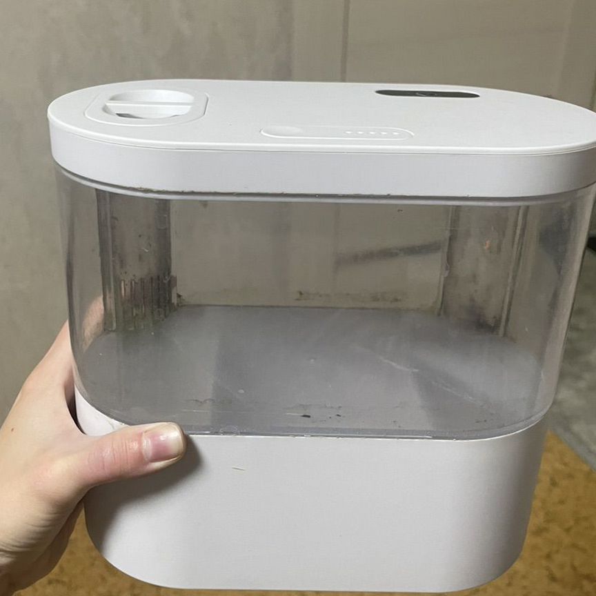 Аквариум с фильтрующим насосом 2л