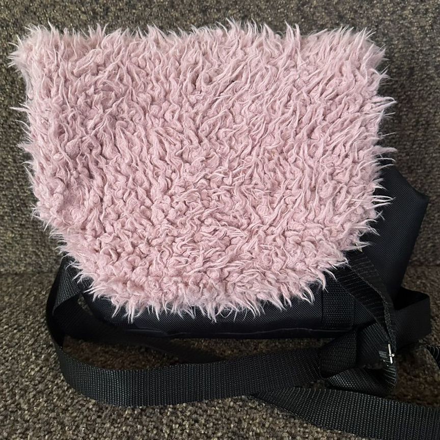 Переноска для маленькой собачки