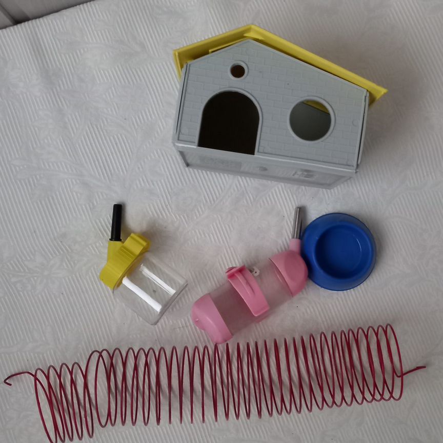 Домик, поилки, мисочка для грызуна пакетом