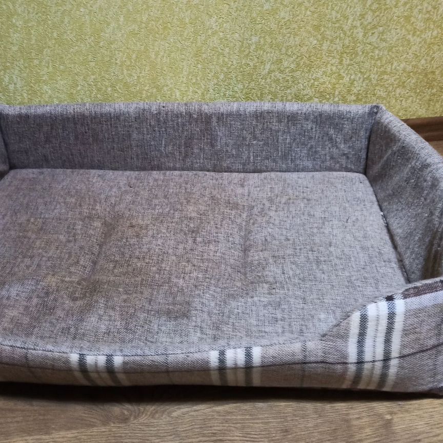 Лежанка для собак