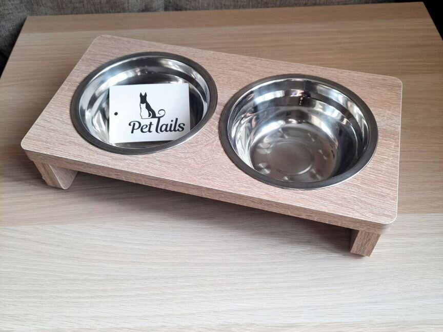 Кормушка для животных с мисками