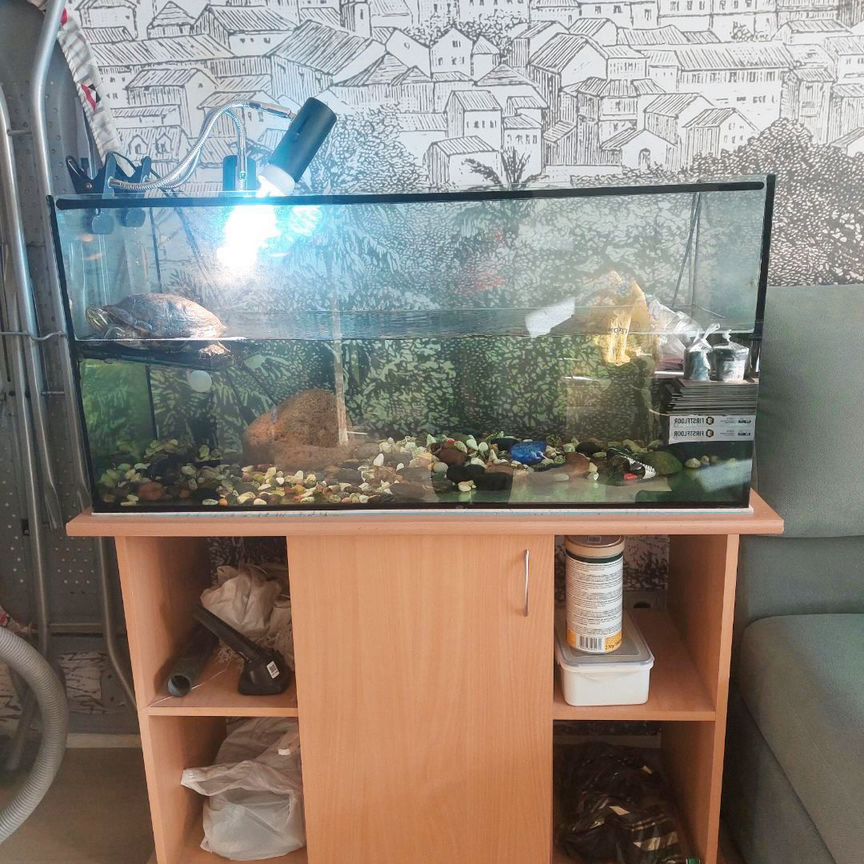 Аквариум с тумбой