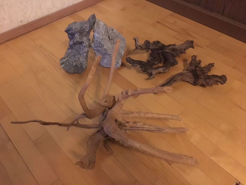 Коряга в аквариум