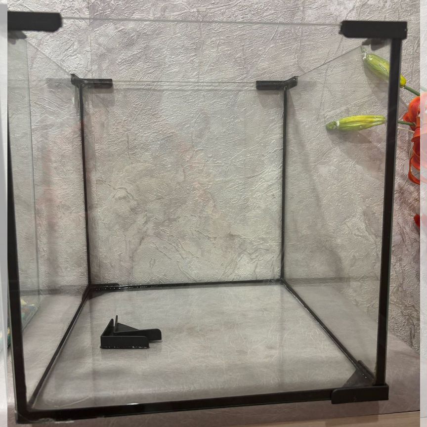 Аквариум для рыбок