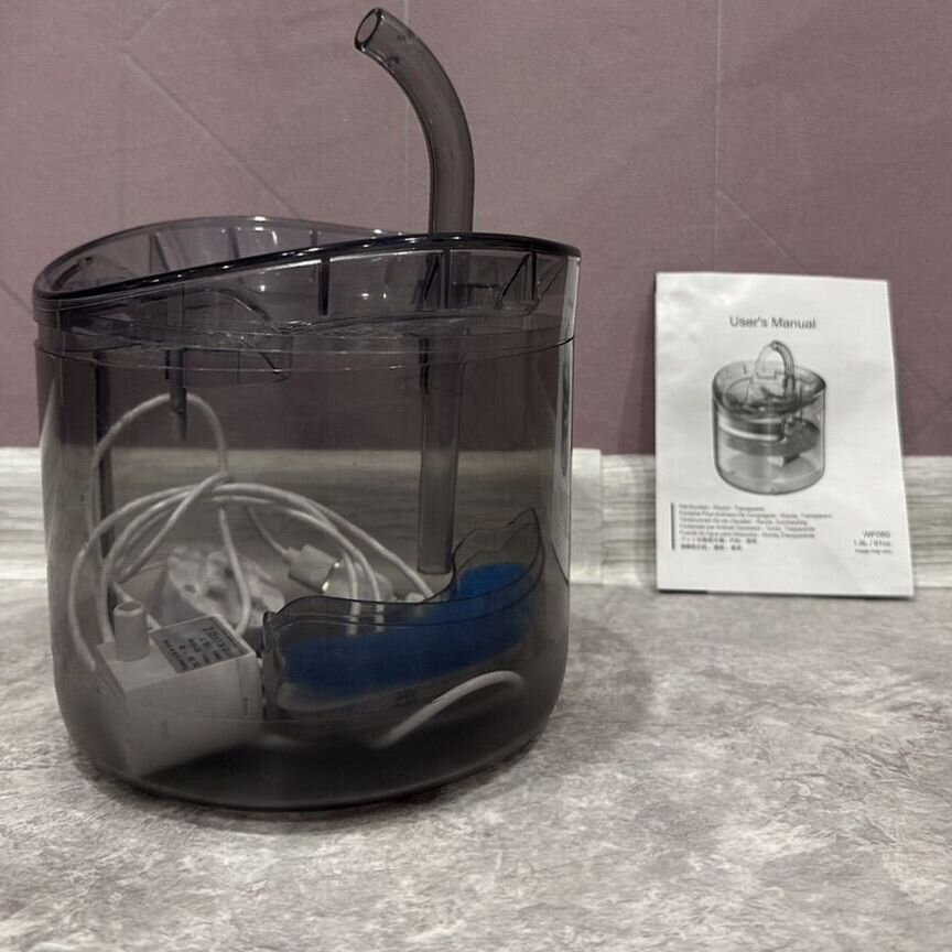 Фонтан поилка для кошек с датчиком движения