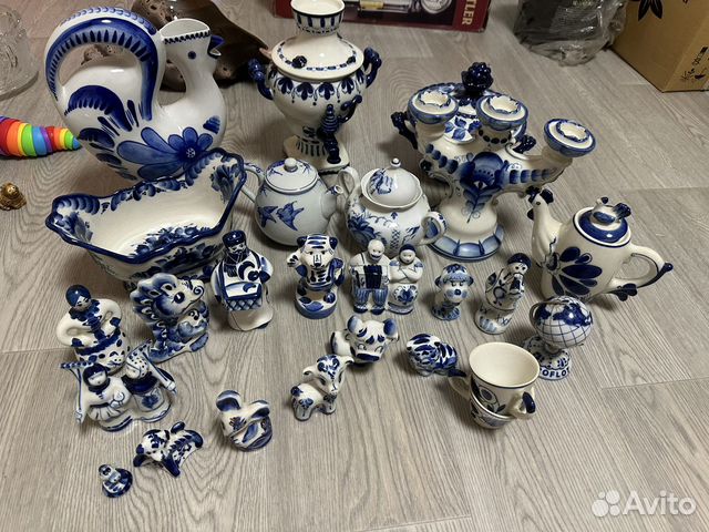 Гжель статуэтки чайнк сахарница и тд купить в Мытищах Хобби и отдых Авито