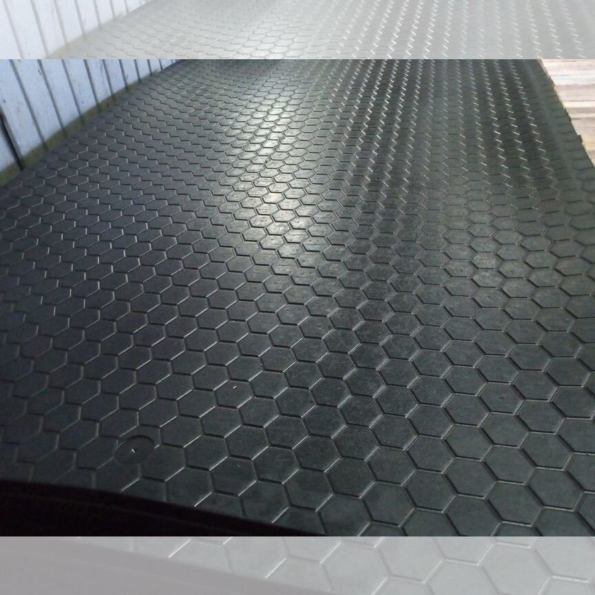 Резиновые маты крс / Коврики для коров, лошадей