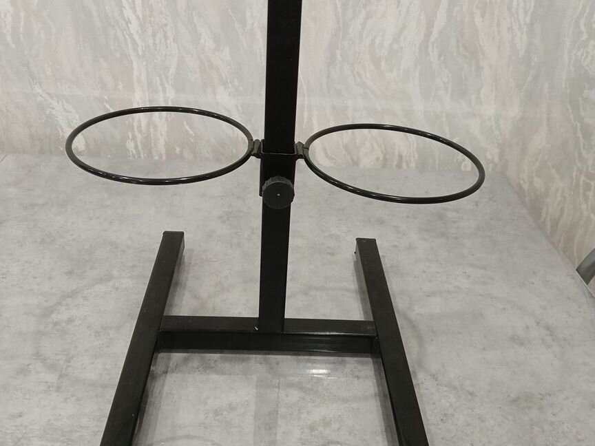 Подставка для мисок