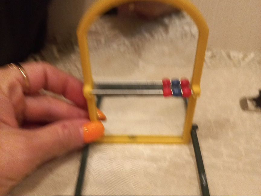 Зеркало для попугая