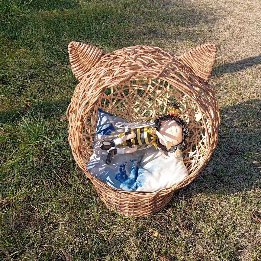 Лежанка для собак и кошек