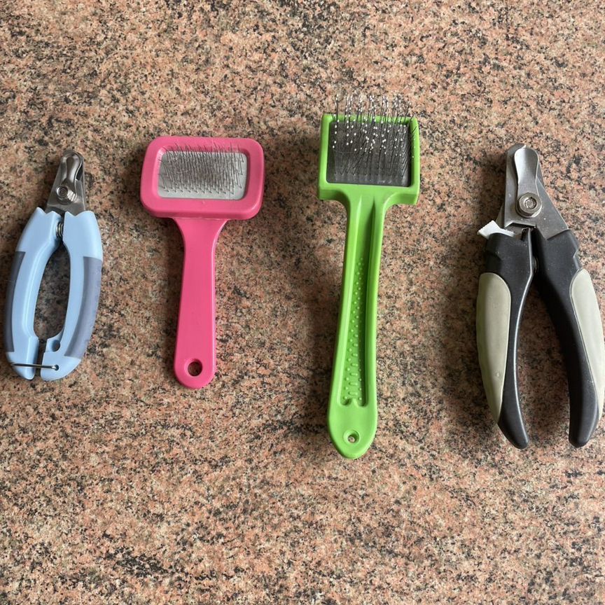 Когтерез и пуходерка для собак и кошек